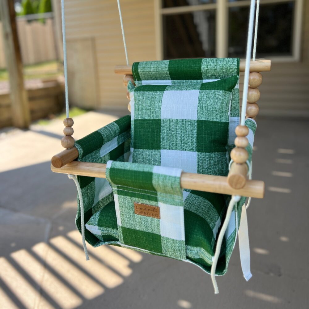 On The Go Bundle- Outdoor Green Buffalo Check – Shop Iowa