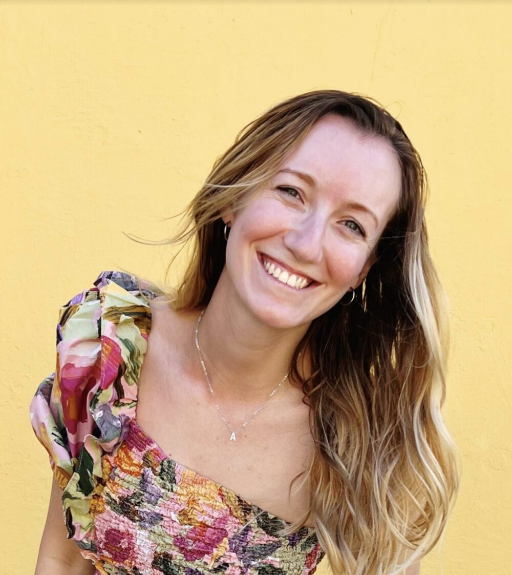 Shop Iowa Squad- Amber Smith – Shop Iowa